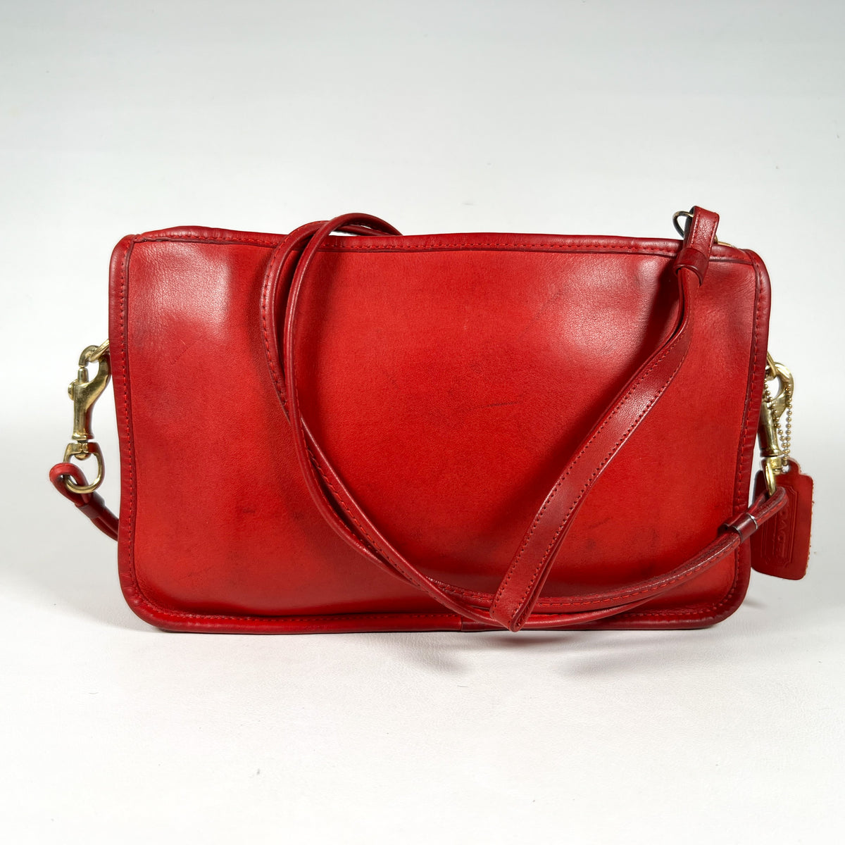 Vintage 80's Coach Basic Bag 2401 Red Leather Purse – CobbleStore Vintage