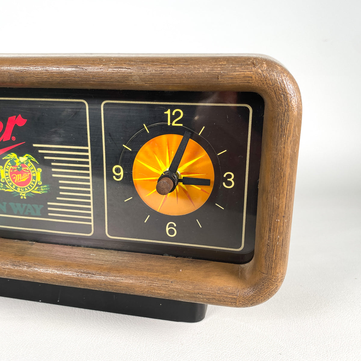 Vintage 1985 Miller Beer Starburst Light Up Bar Clock – CobbleStore Vintage
