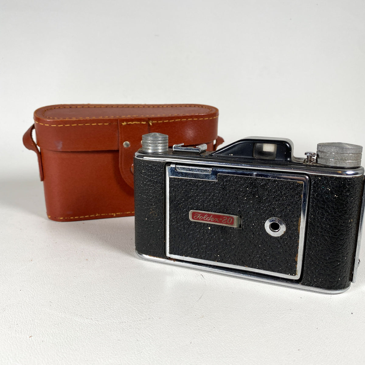 Vintage 40's Foldex 20 Fixed Focus Landscape 120mm Film Camera ...