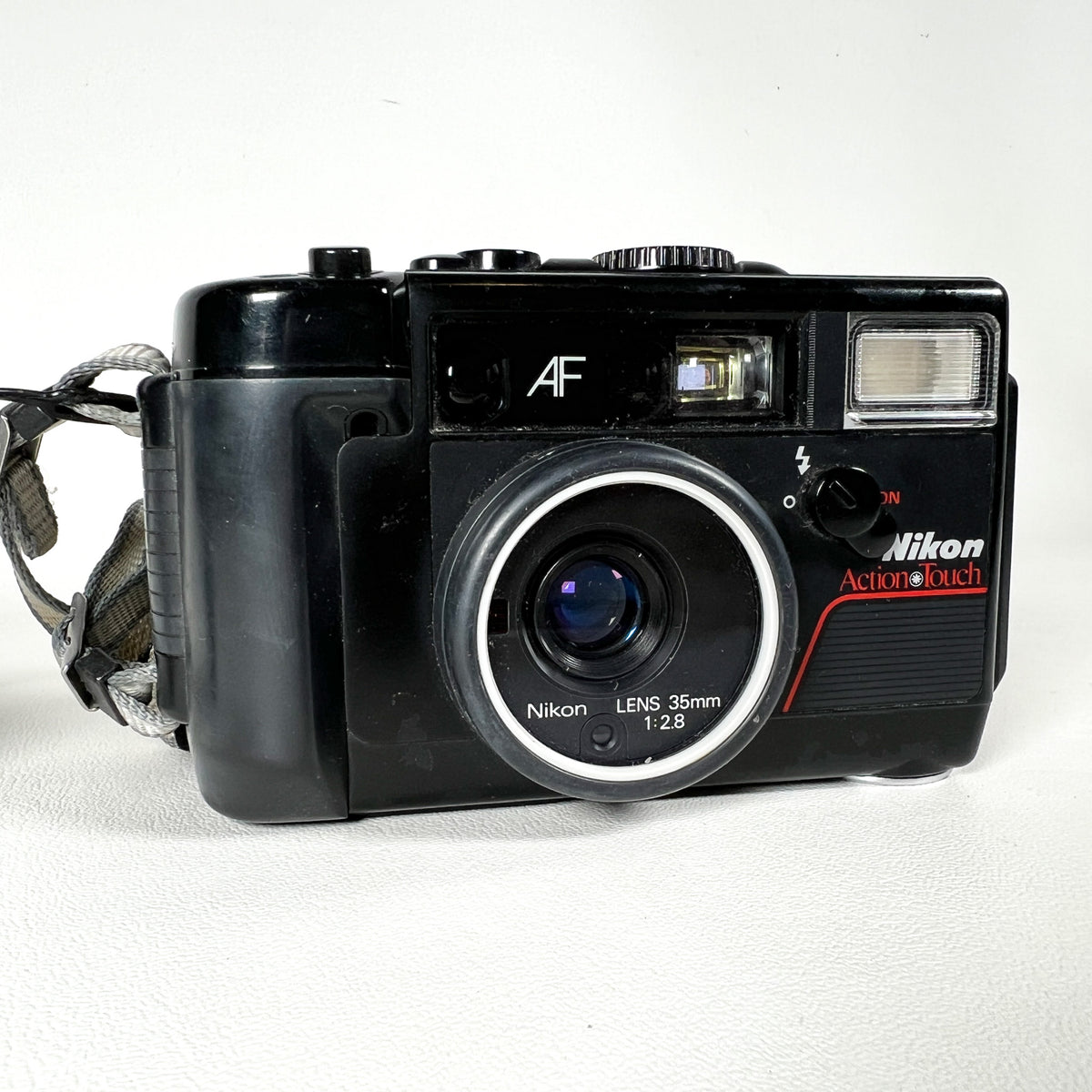 Vintage 1986 Nikon Action Touch Underwater 35mm Film Camera ...