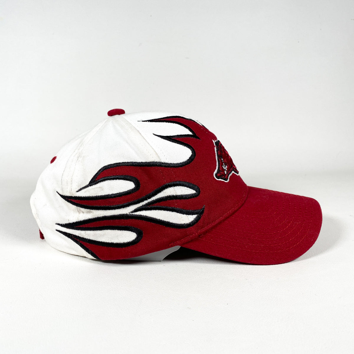 Vintage 90's Arkansas Razorbacks Flames Hat – CobbleStore Vintage