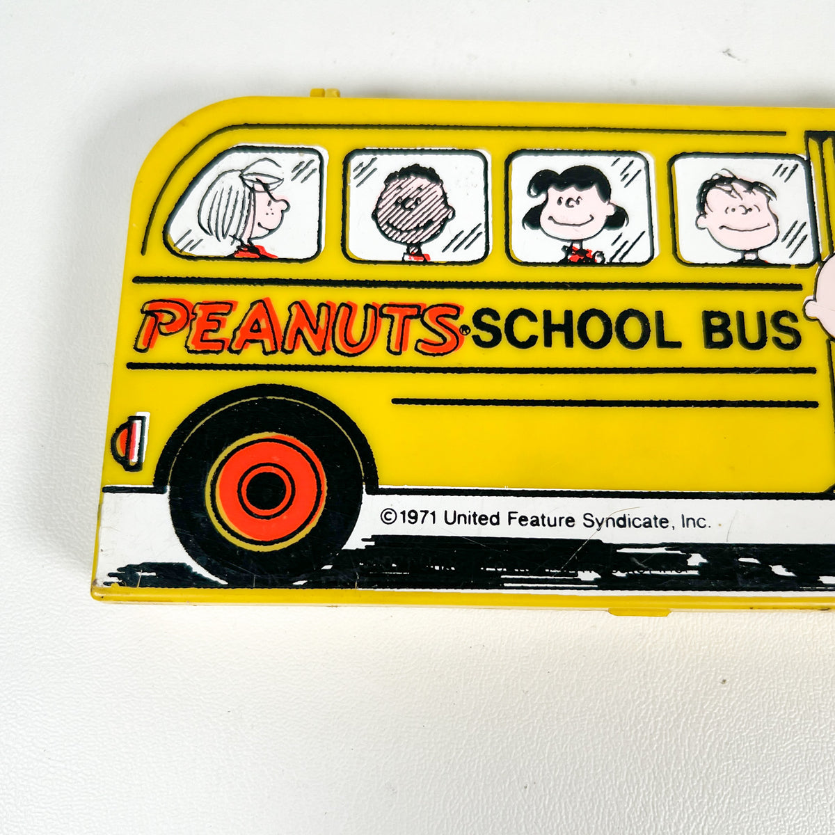 Vintage 1971 Peanuts Charlie Brown & Snoopy School Bus Pencil Case ...