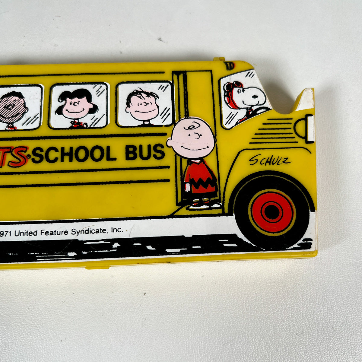 Vintage 1971 Peanuts Charlie Brown & Snoopy School Bus Pencil Case ...