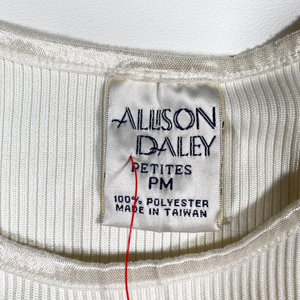 Vintage 90's Allison Daley Sleeveless Shirt – CobbleStore Vintage