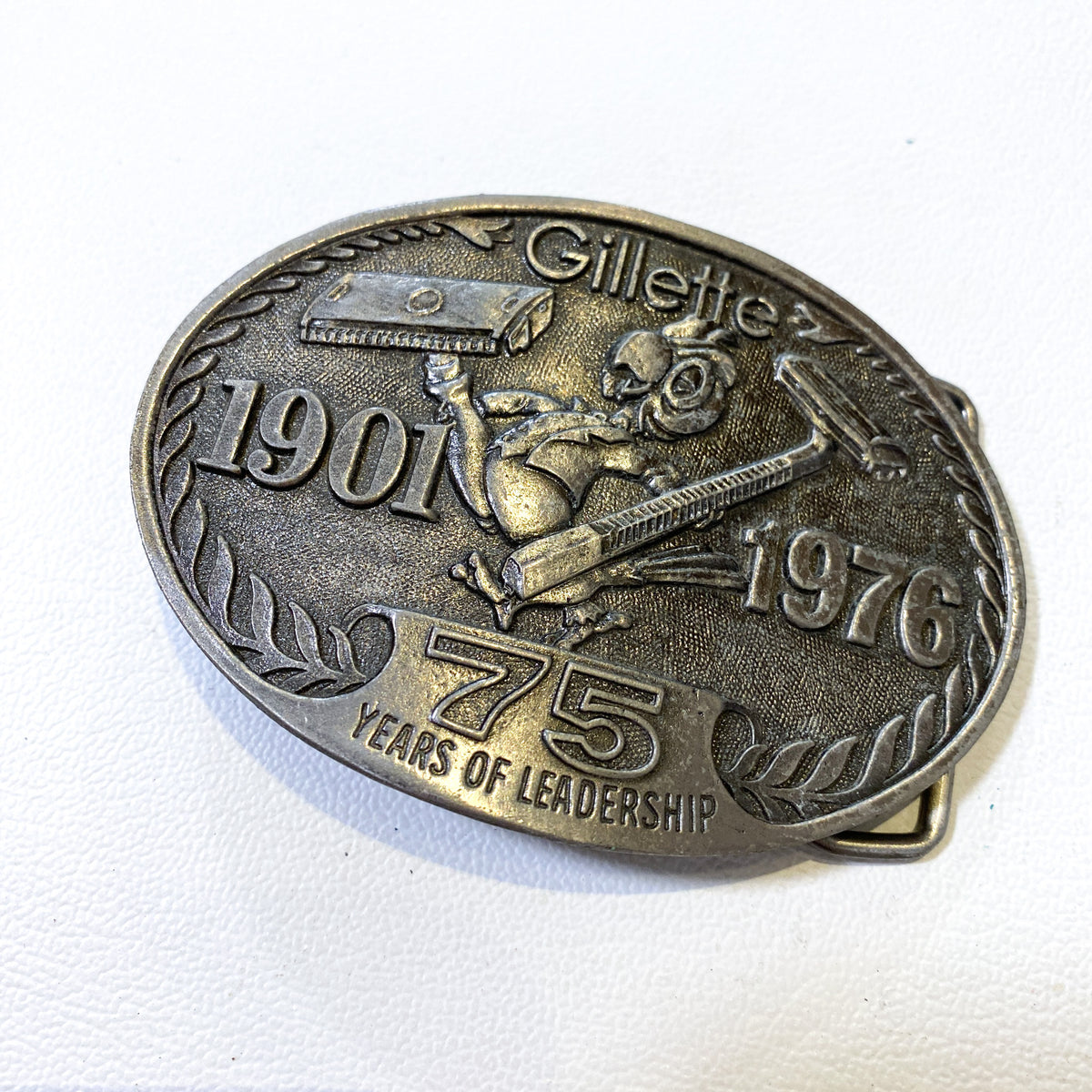 Vintage 1976 Gillette Razors 75 Years Belt Buckle – CobbleStore Vintage