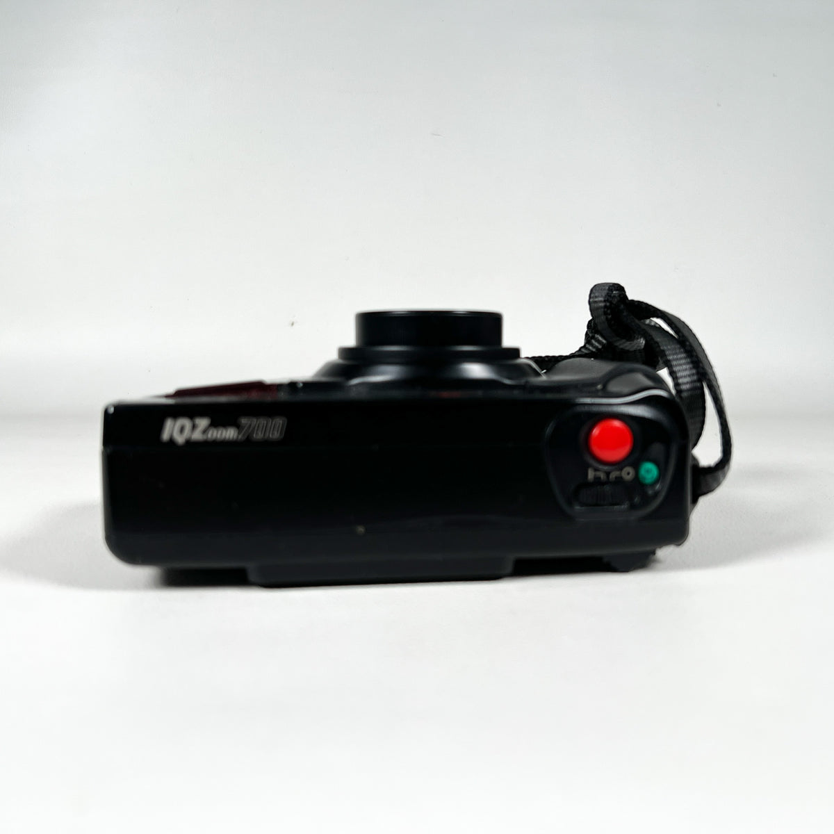 Vintage 1992 Pentax IQZoom 700 Point & Shoot 35mm Film Camera ...