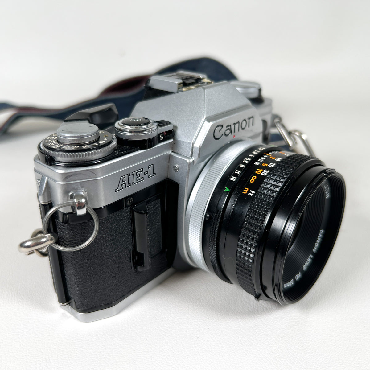 Vintage 1976 Canon AE-1 w/ 50mm Lens 35mm Film Camera – CobbleStore Vintage