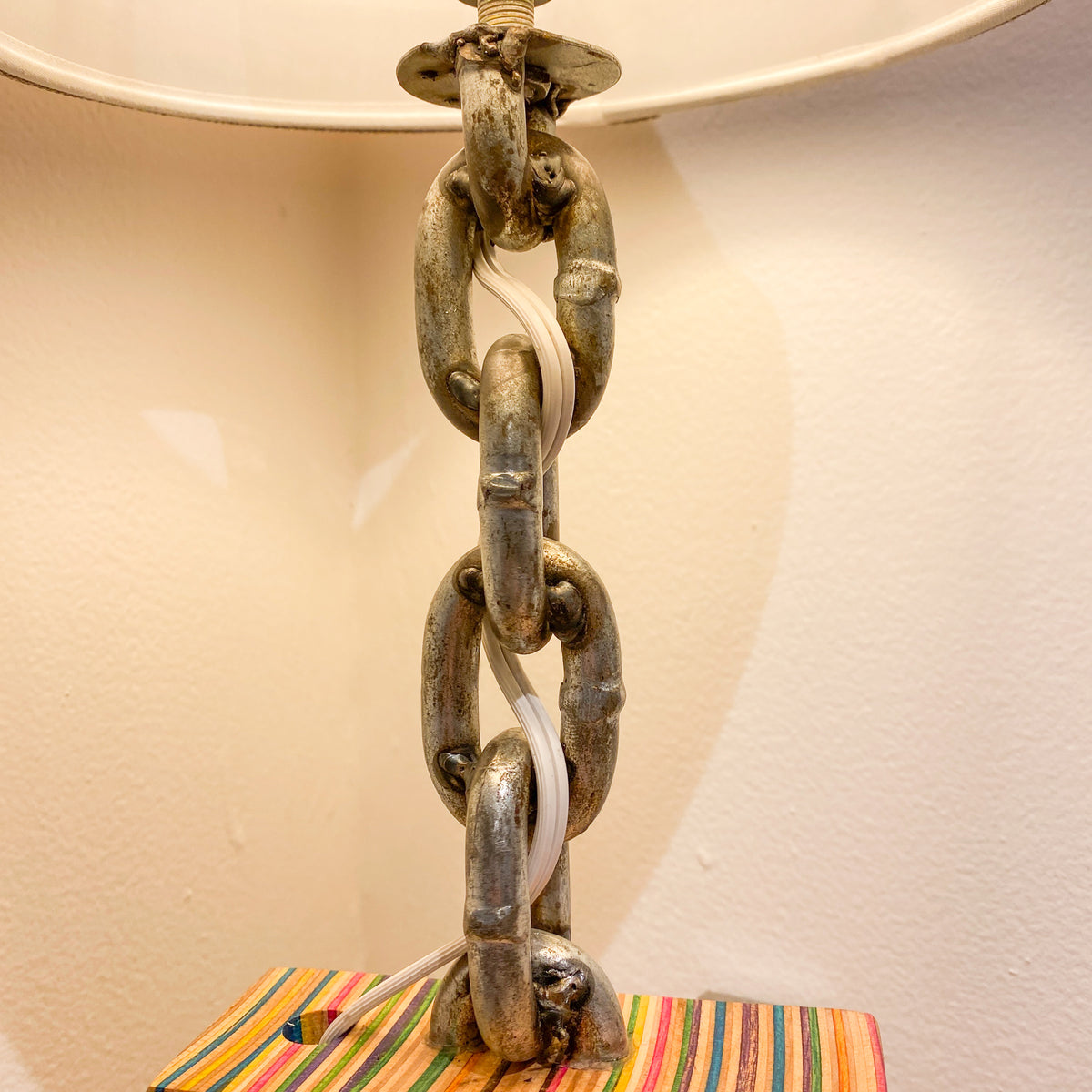 Aus Manufactured Recycled Skateboard & Chain Lamp – CobbleStore Vintage